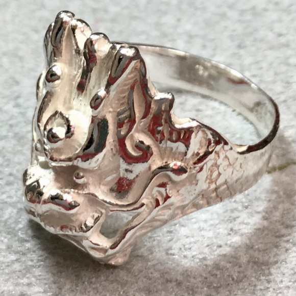 3 Royal Dazzy | Accessories | New Handmade Asian Glossy Design Dragon ...